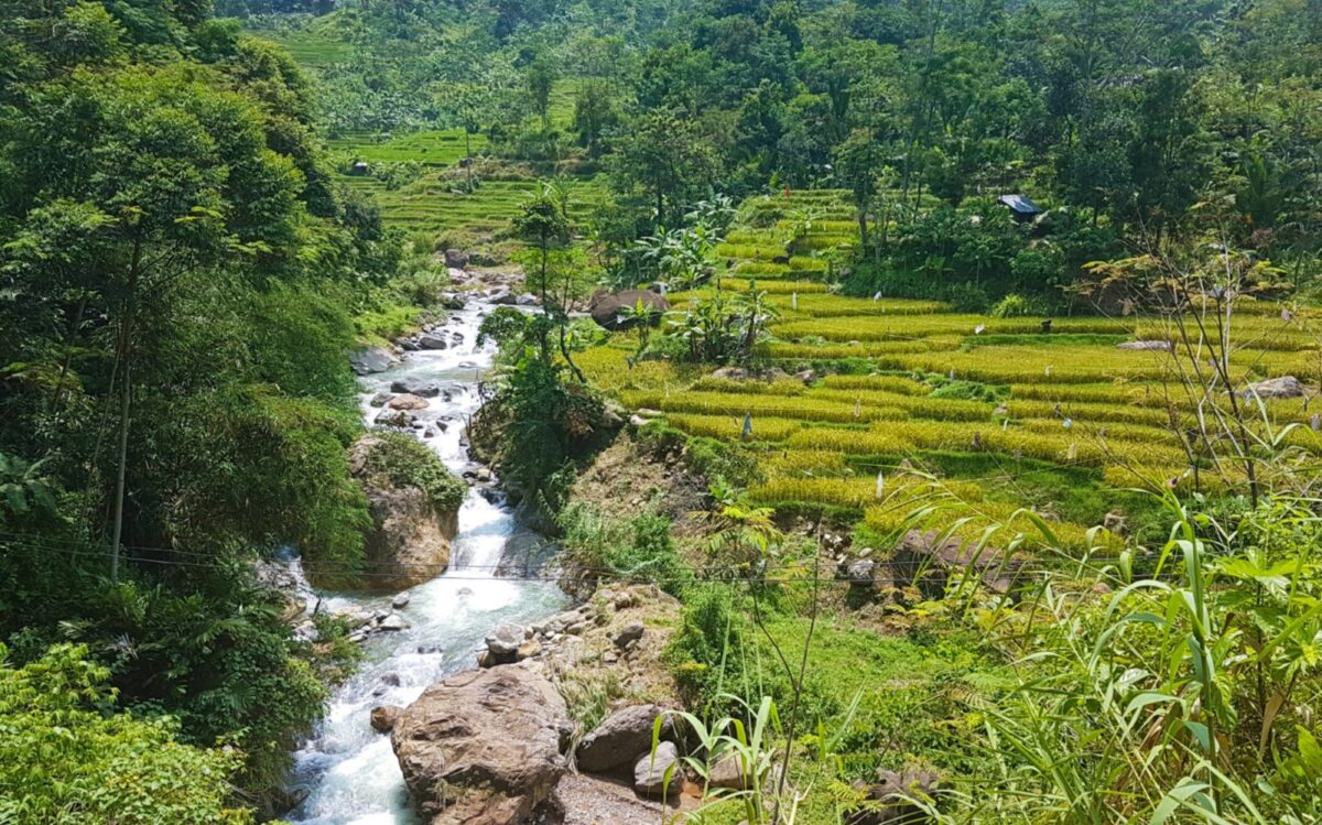 CURUG LEUWI HEJO Sentul Tiket & Aktivitas - Agustus 2025