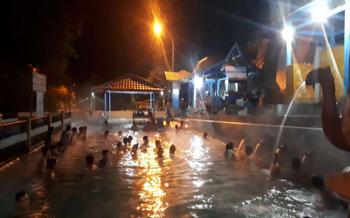 AIR PANAS GUCI Tegal: Tiket & Wahana - November 2025