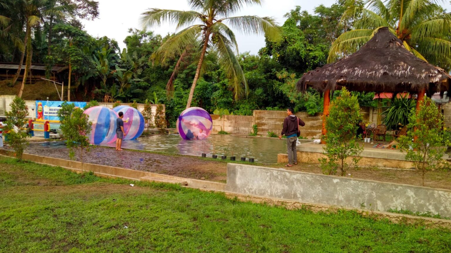 PEMANDIAN AIR PANAS GUNUNG TORONG: Tiket & Aktivitas - September 2025