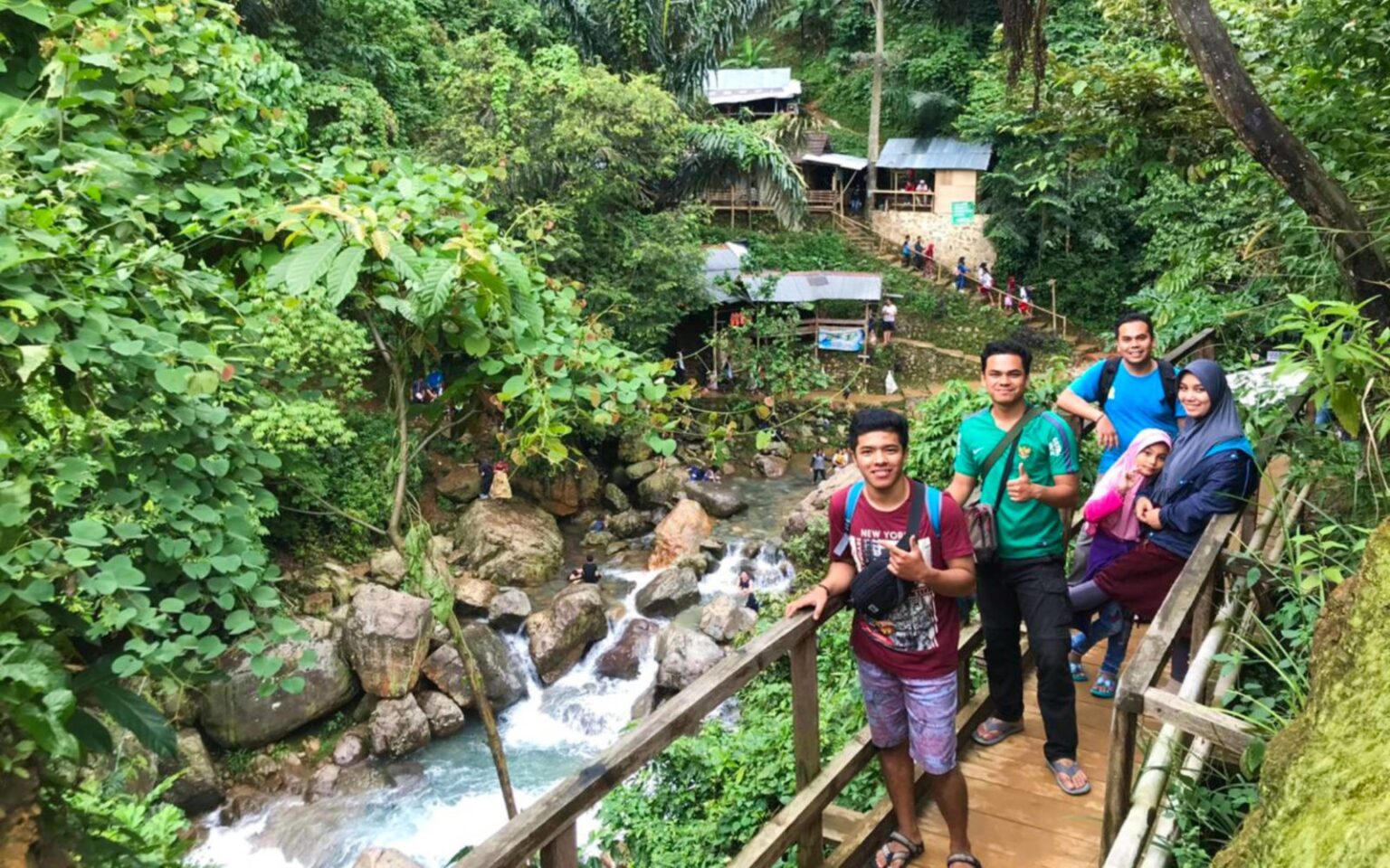 CURUG LEUWI HEJO Sentul Tiket & Aktivitas - Agustus 2025