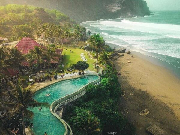 Pantai Parangtritis Tiket Masuk, Aktivitas dan Fasilitas - Oktober 2025