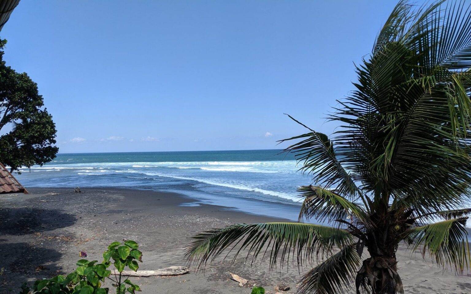 Pasir Hitam Eksotis di Pantai Balian Tabanan Apr 2026