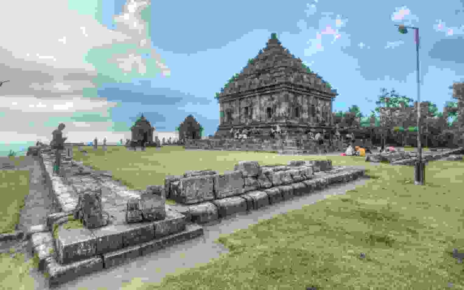 Candi Ijo Keindahan Arsitektur & Lanskap Perbukitan - Juli 2022