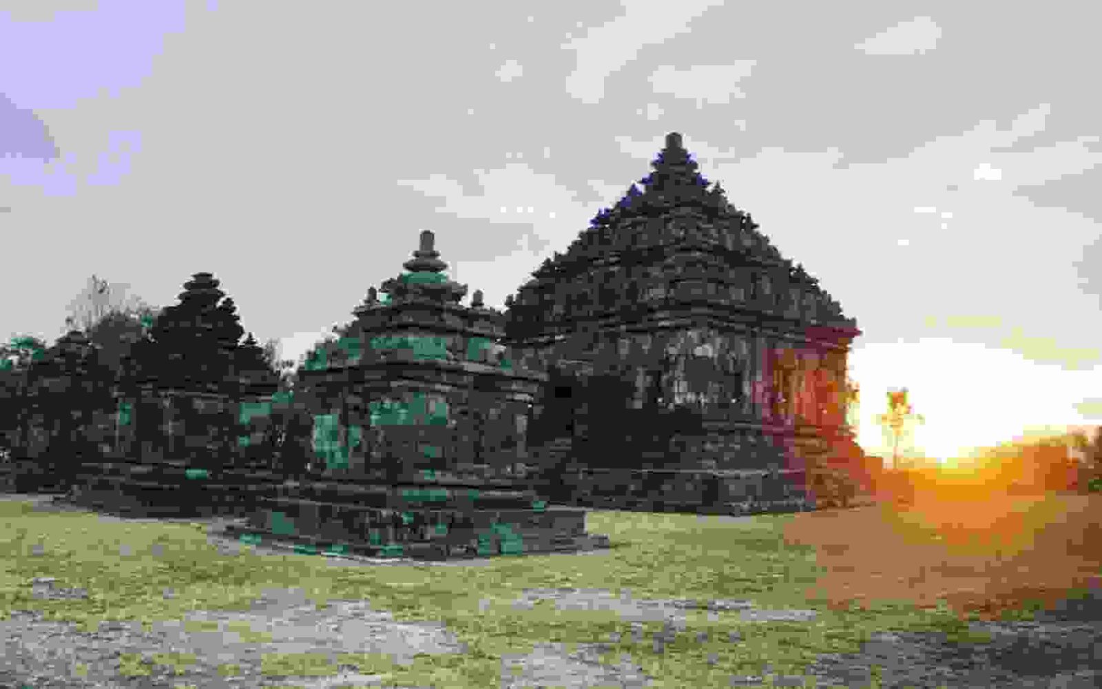 Candi Ijo Keindahan Arsitektur & Lanskap Perbukitan - Juli 2022