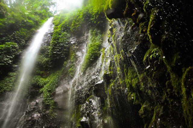 AIR TERJUN CURUG LAWE BENOWO Tiket & Daya Tarik - September 2025