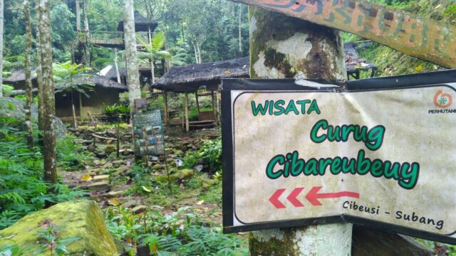 CURUG CIBAREUBEUY Tiket Masuk, Pesona, Fasilitas dan Akses Apr 2026