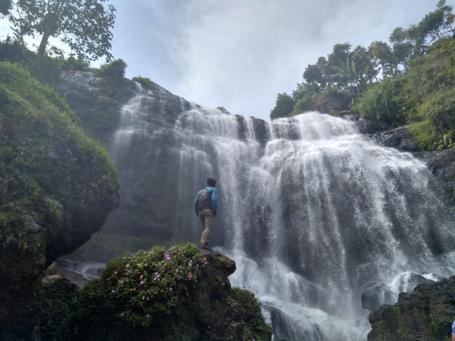CURUG PANGERAN Tiket & Aktivitas Wisata - Oktober 2025
