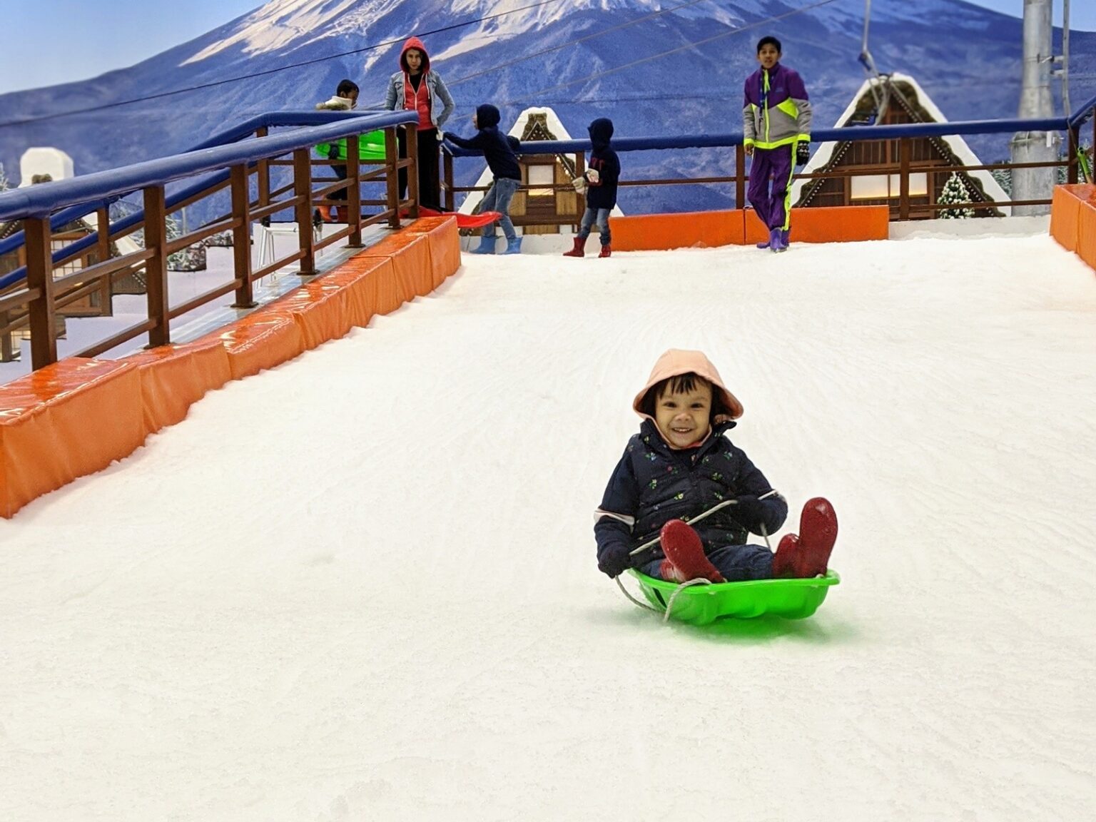 TRANS SNOW WORLD Bintaro Tiket Masuk dan Wahana Jun 2026