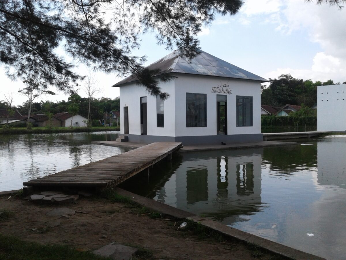 TAMAN SUPER GALAXY Jember: Tiket dan Daya Tarik - Desember 2024