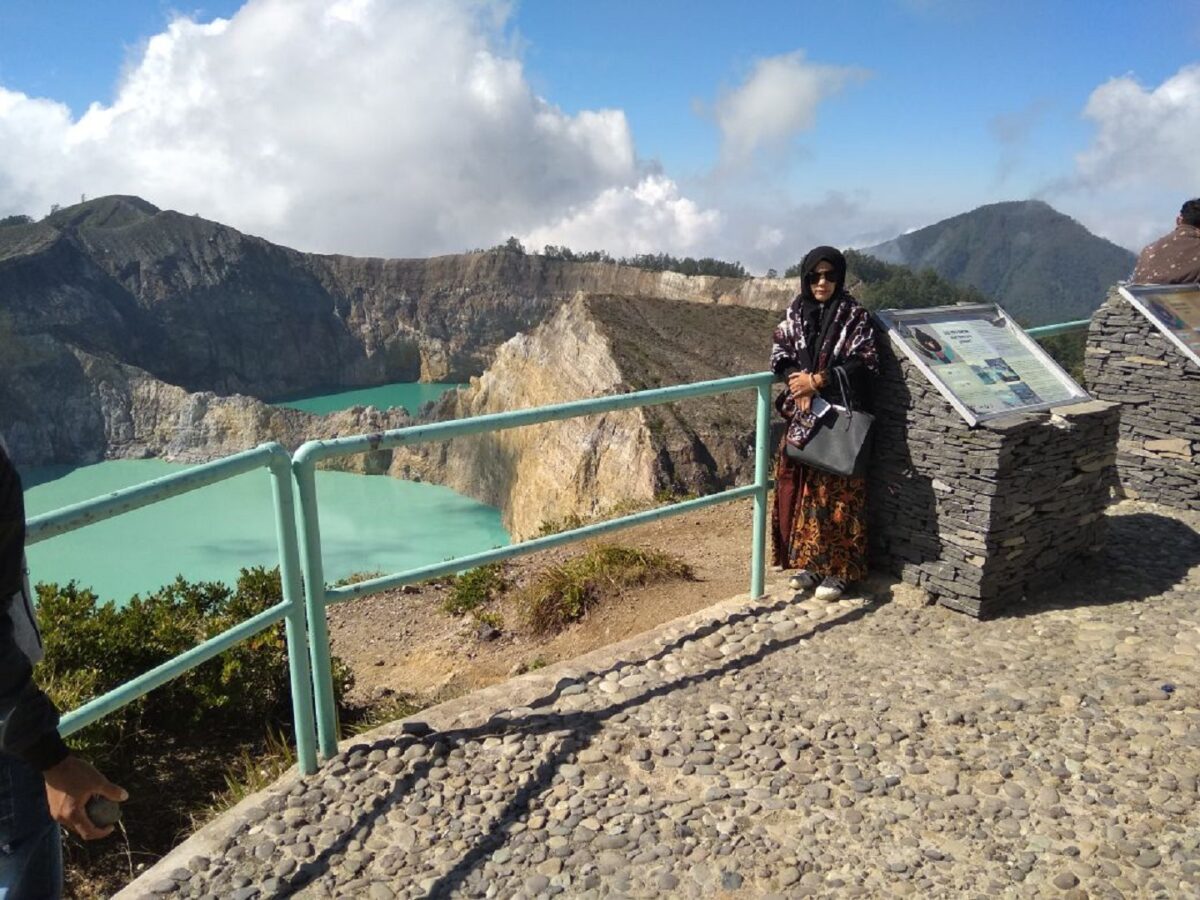 Pesona Wisata DANAU KELIMUTU Ende - Oktober 2025