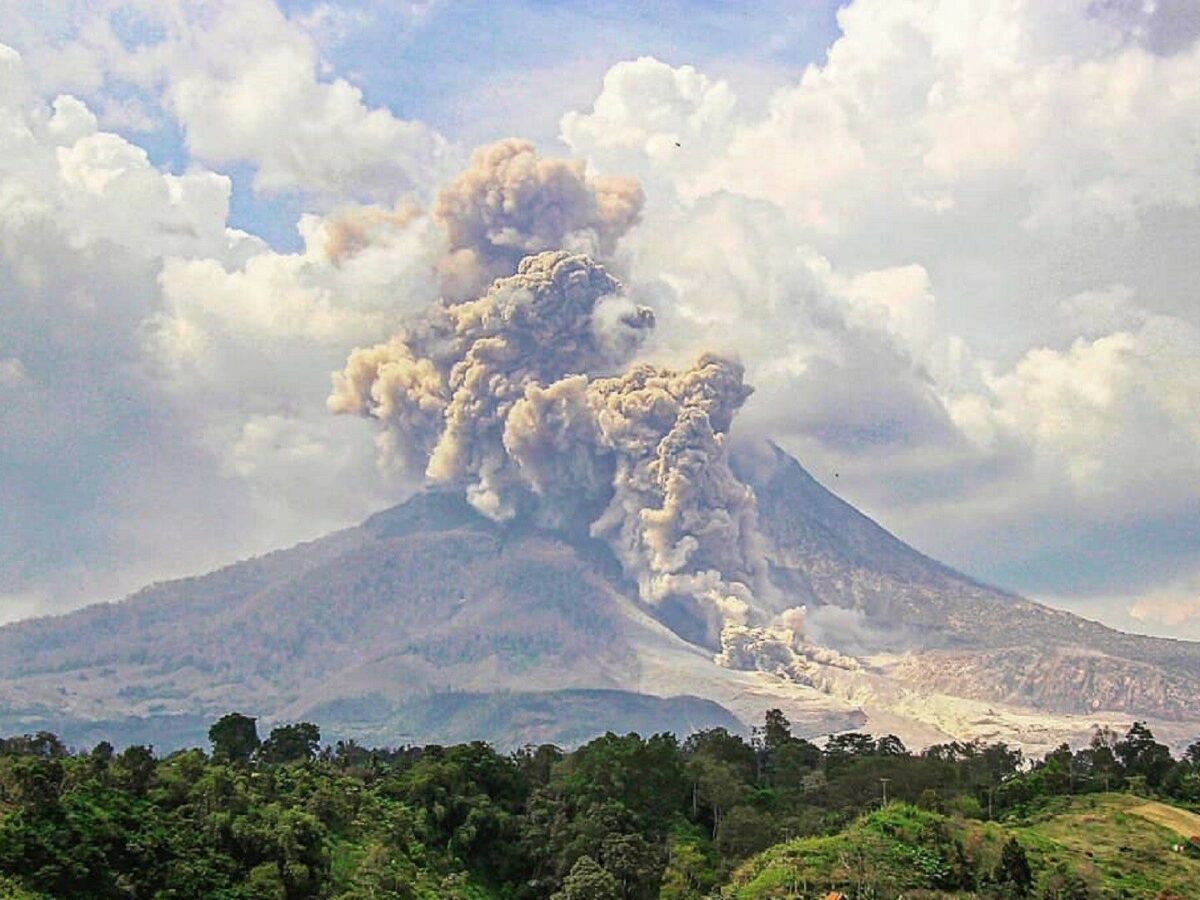 GUNUNG SINABUNG: Ragam Aktivitas Menarik May 2026