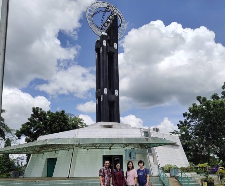 TUGU KHATULISTIWA Tiket dan Daya Tarik - Oktober 2025