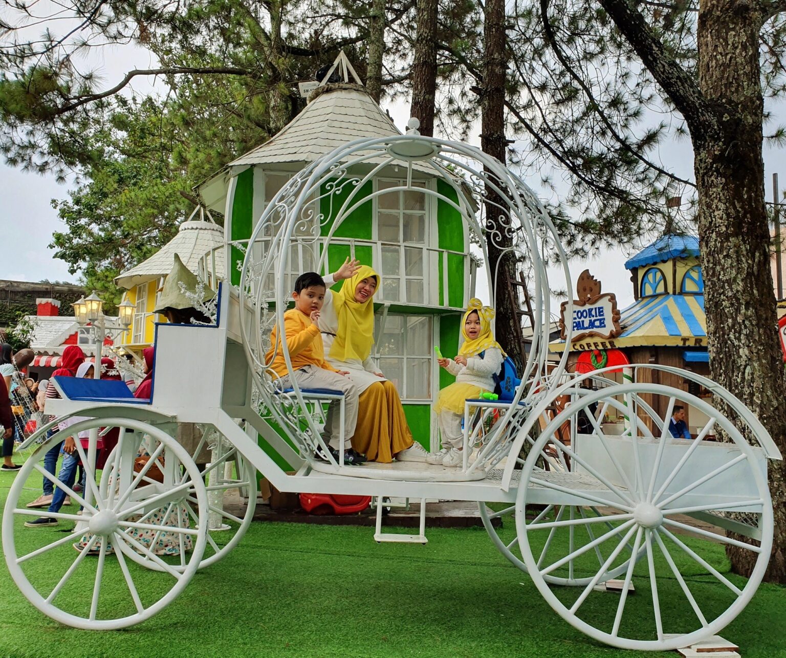 LEMBANG WONDERLAND Tiket Masuk, Wahana dan Fasilitas Jun 2026