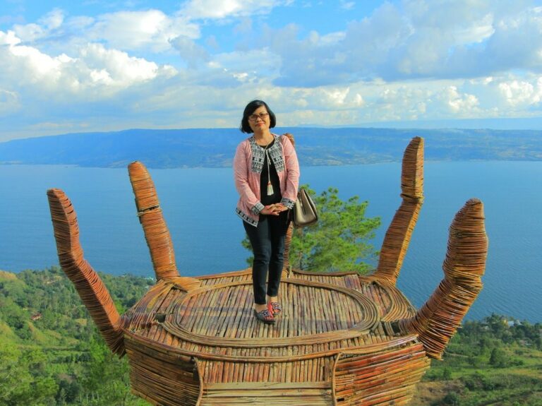 BUKIT INDAH SIMARJARUNJUNG Tiket, Wahana dan Aktivitas - Oktober 2025