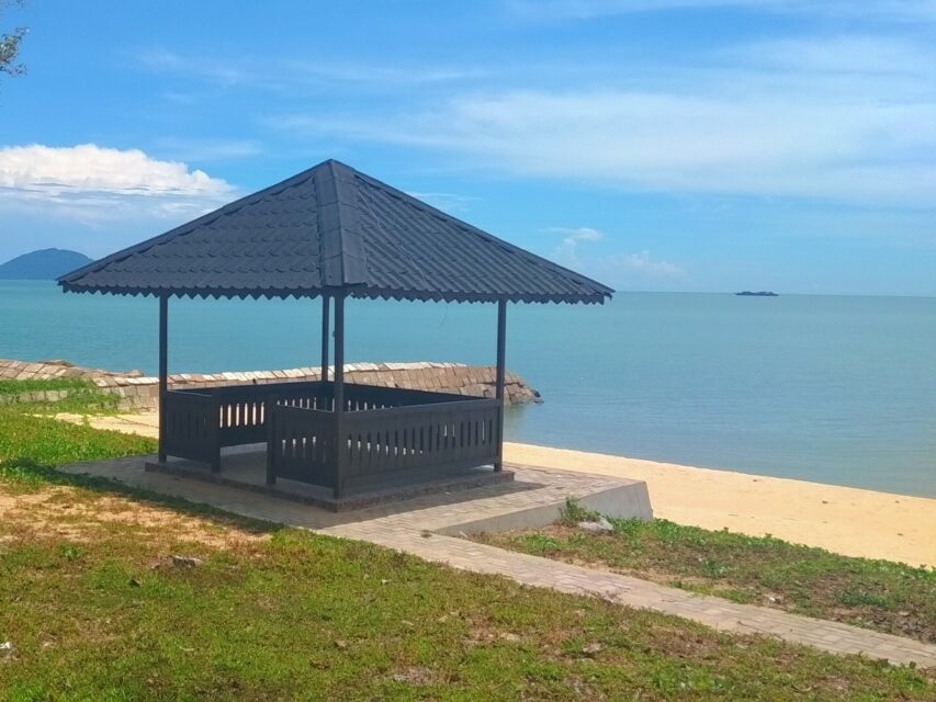 PANTAI SAMUDRA Bengkayang Tiket & Aktivitas Juli 2023