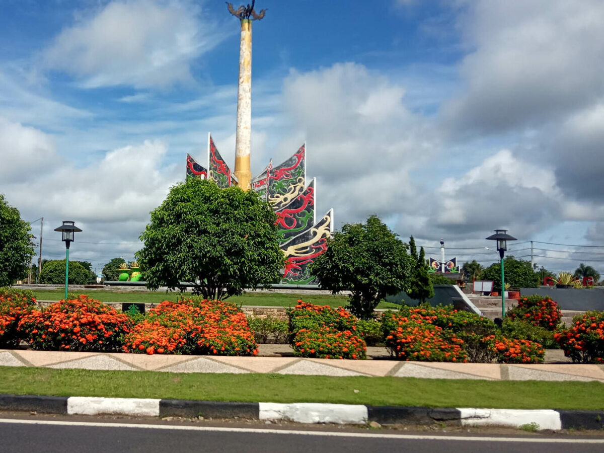 BUNDARAN BESAR Kuala Kapuas: 5 Aktivitas Menyenangkan - Oktober 2025