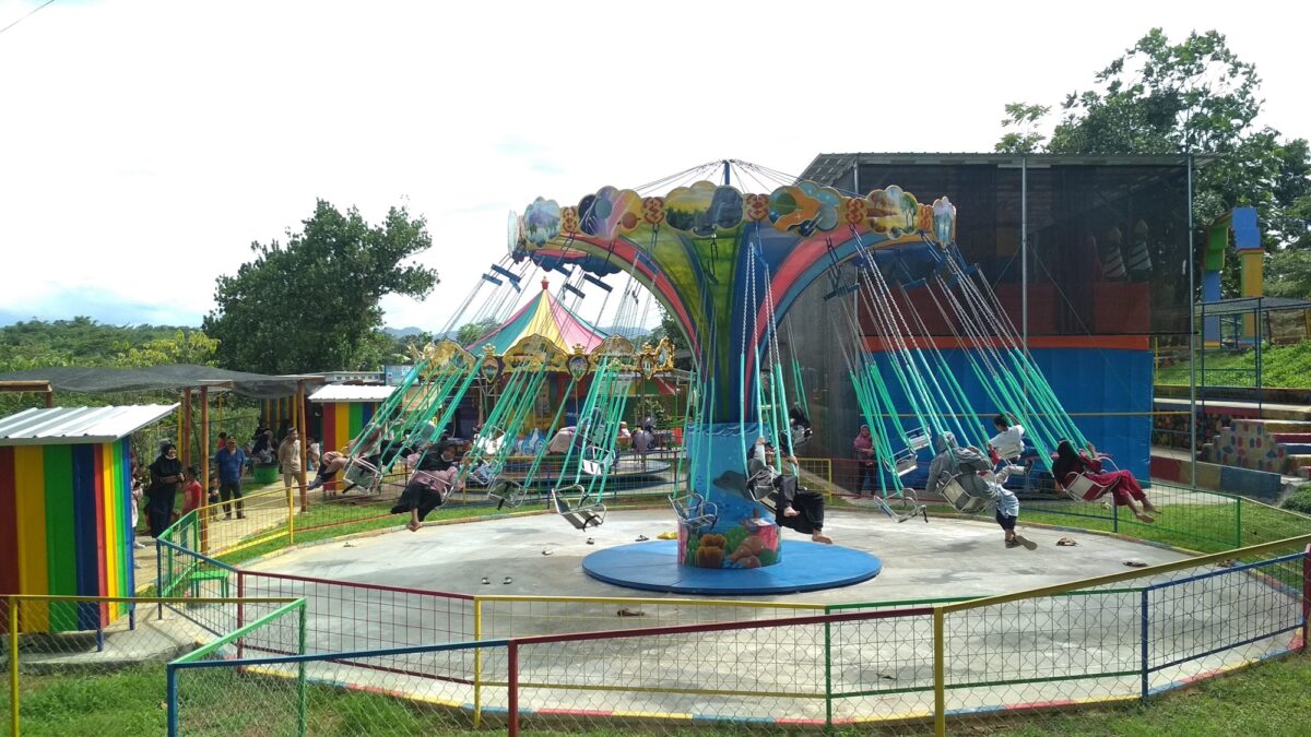 TELAGA PELANGI PAYANG Tiket & 10 Wahana Seru - Desember 2025