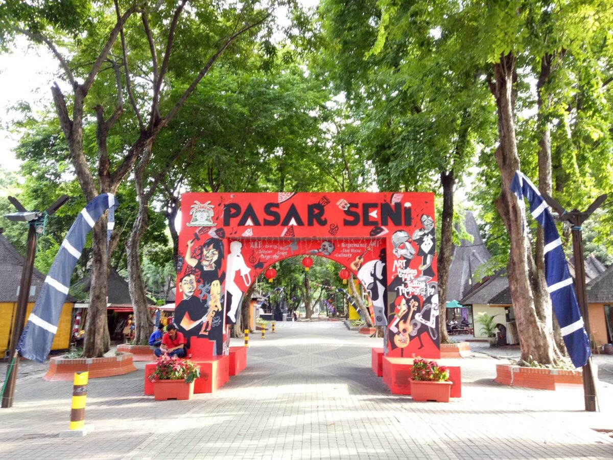 PASAR SENI Ancol Tiket Masuk dan 5 Atraksi - Oktober 2025