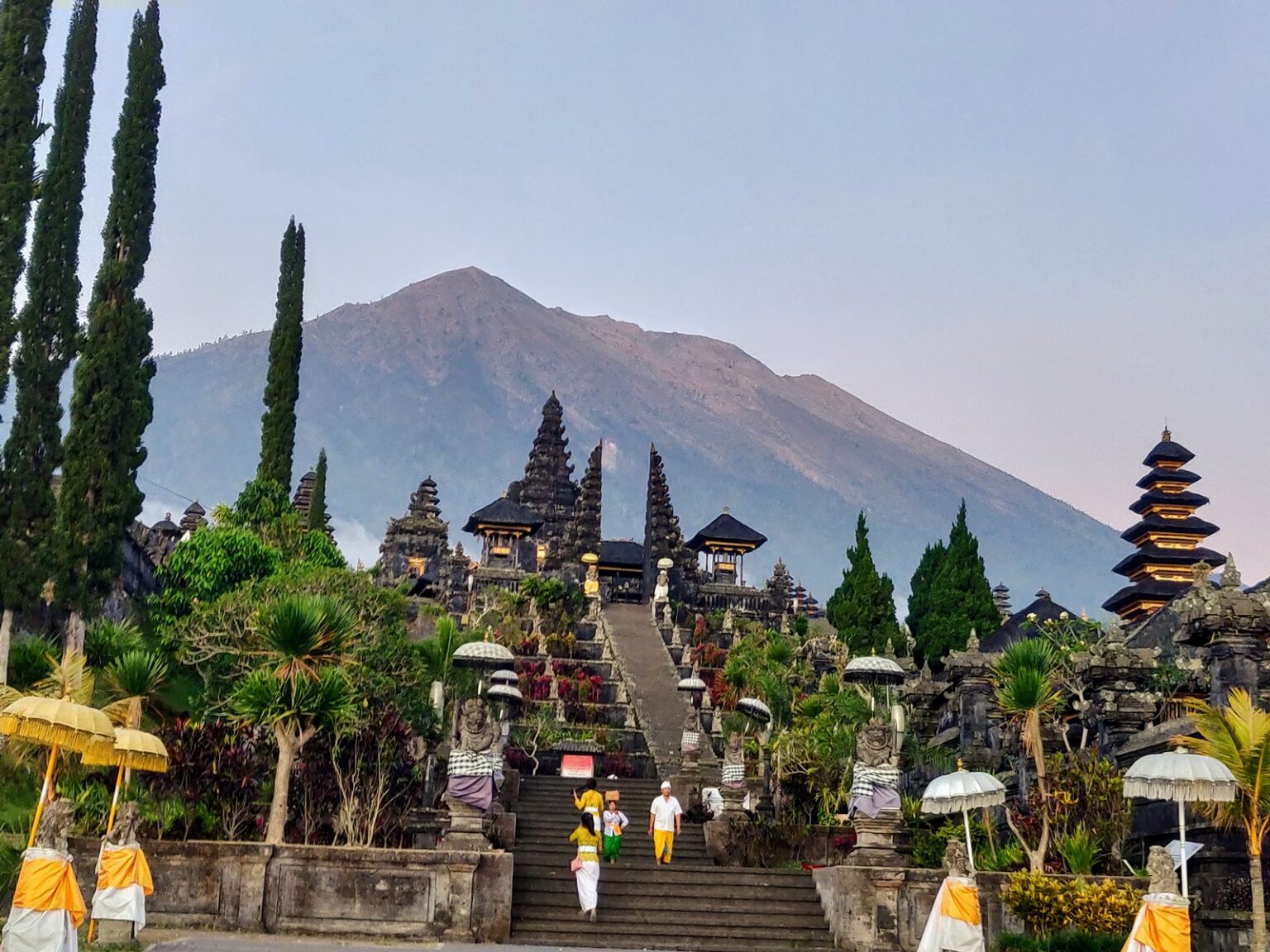 GUNUNG AGUNG Jalur Pendakian & Panorama - Oktober 2025