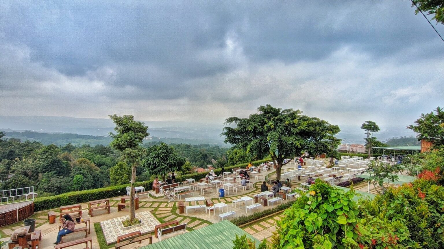 Taman Fathan Hambalang Tiket & Daya Tarik September 2023