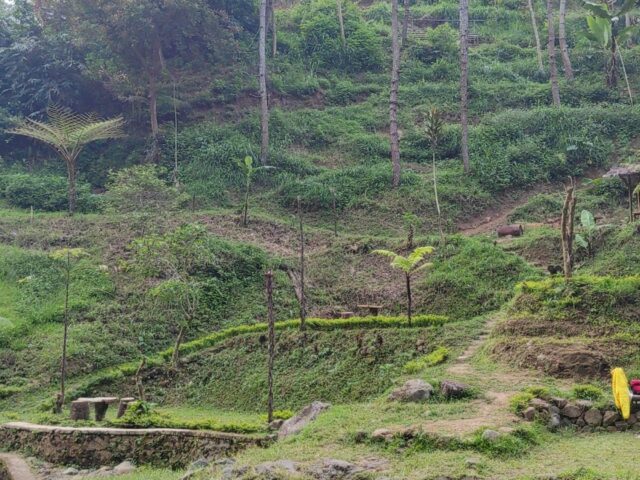 CURUG BUGBRUG Tiket & Ragam Pesona Apr 2026