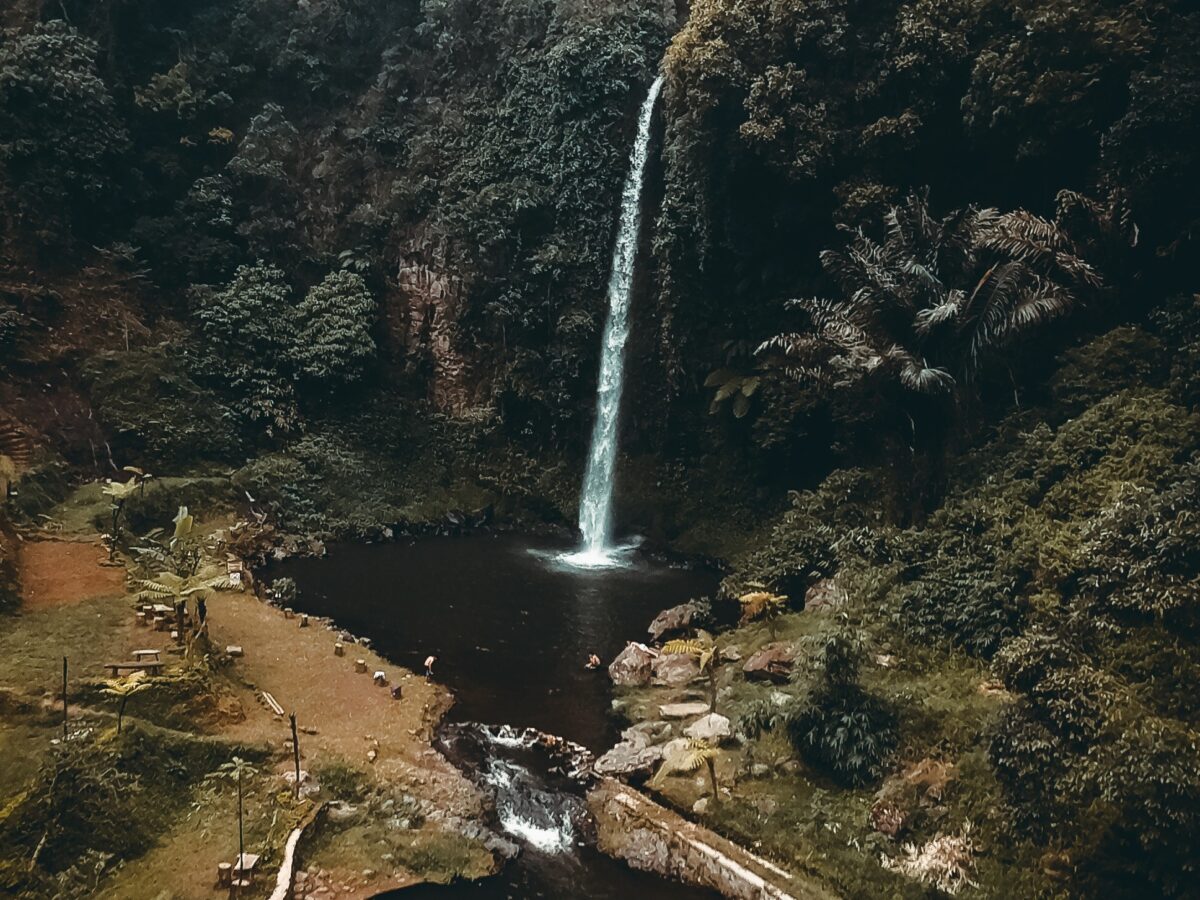 CURUG BUGBRUG Tiket & Ragam Pesona - Oktober 2025