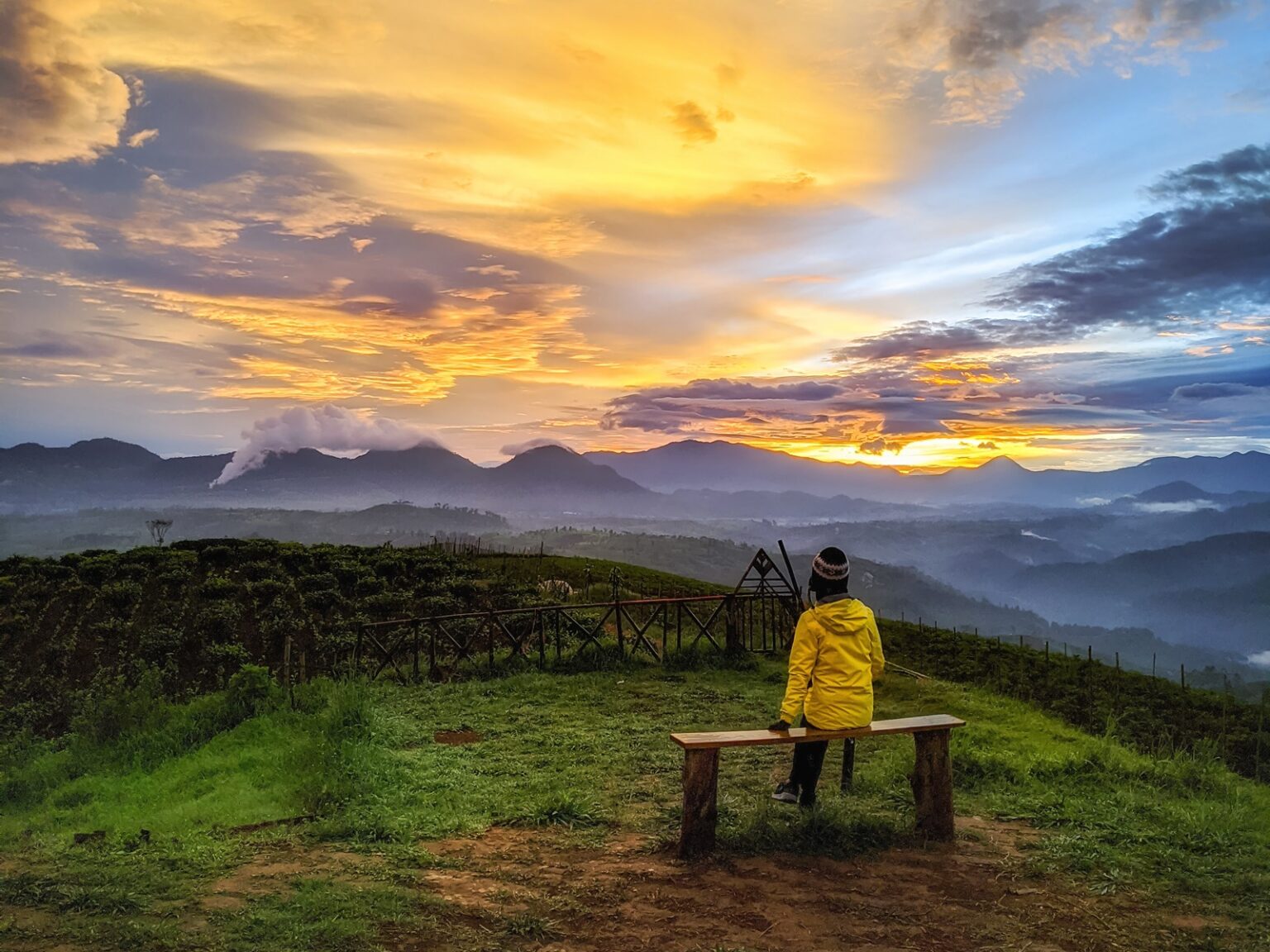 TAMAN LANGIT Pangalengan Tiket & Aktivitas - Juli 2025 TAMAN LANGIT Pangalengan Tiket & Aktivitas - Juli 2025