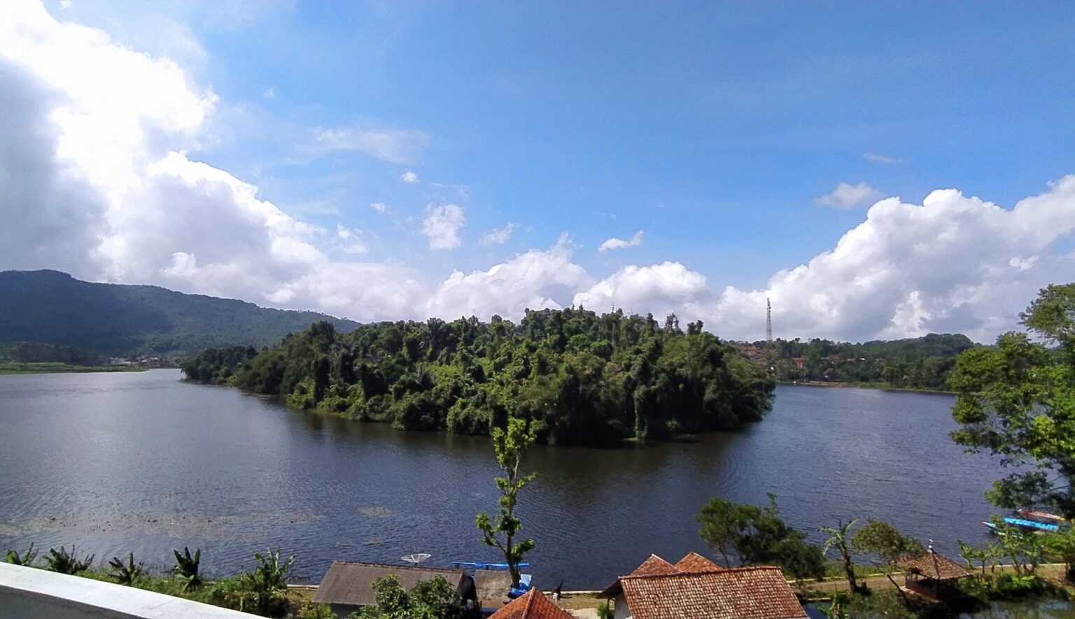 SITU LENGKONG Tiket Murah Daya Tarik Memikat Juni 2024