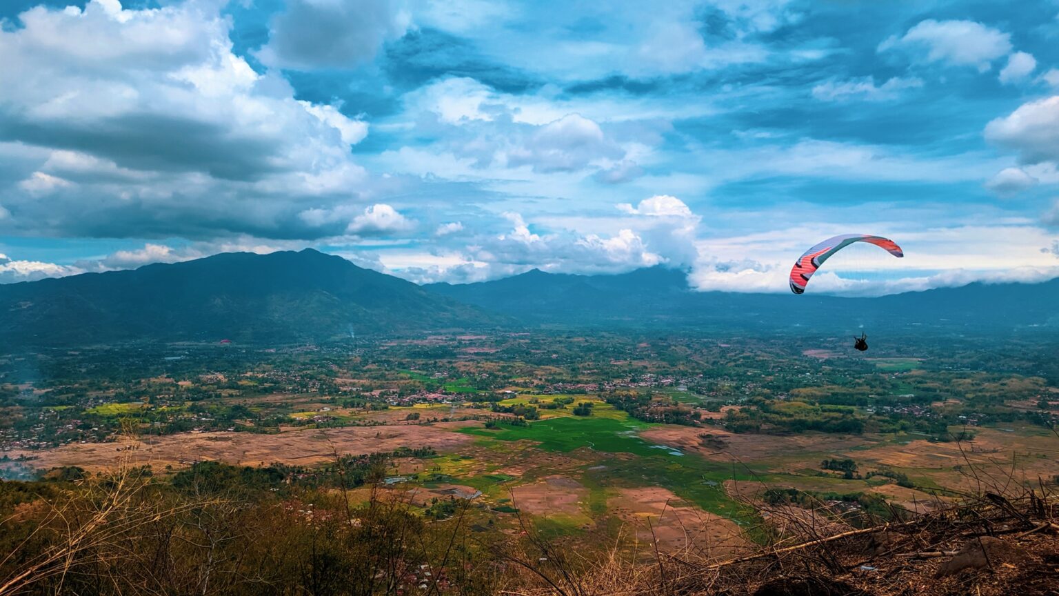 GUNUNG HARUMAN Tiket & Ragam Aktivitas - Oktober 2025