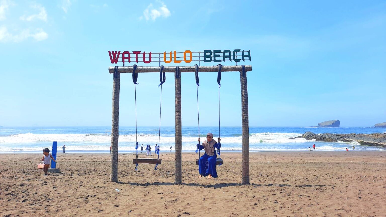 PANTAI WATU ULO Tiket & Ragam Aktivitas - September 2025