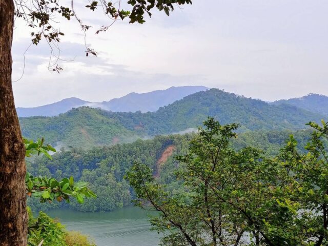 BUKIT MATANG KALADAN Tiket & Pesona Raja Ampat Kalsel - Desember 2025