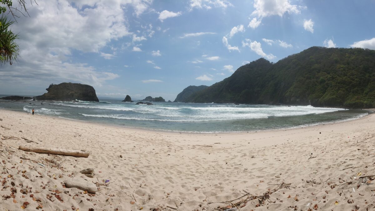 PANTAI PAPUMA Tiket & Ragam Pesona Memikat - Desember 2025