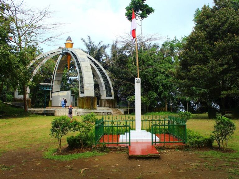 GUNUNG TIDAR Harga Tiket Masuk & Daya Tarik Jun 2026