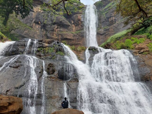 CURUG SUKABUMI: 7 Air Terjun Eksotik