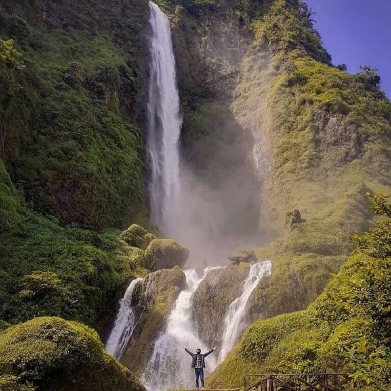 CURUG Cianjur : 7 Destinasi Spektakuler