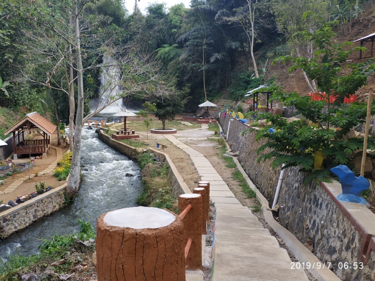CURUG BANGKONG Kuningan Tiket & Aktivitas - September 2025