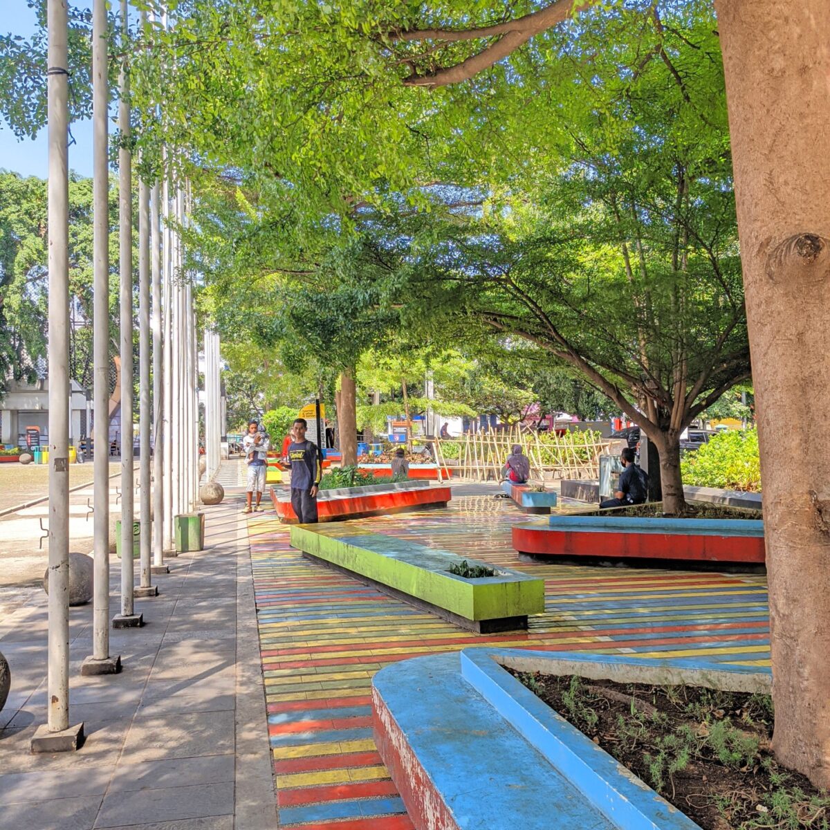 Alun-Alun Ujung Berung Wisata Gratis Di Taman Cantik - Oktober 2025