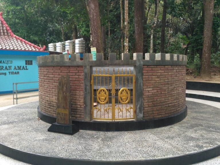 GUNUNG TIDAR Harga Tiket Masuk & Daya Tarik May 2026