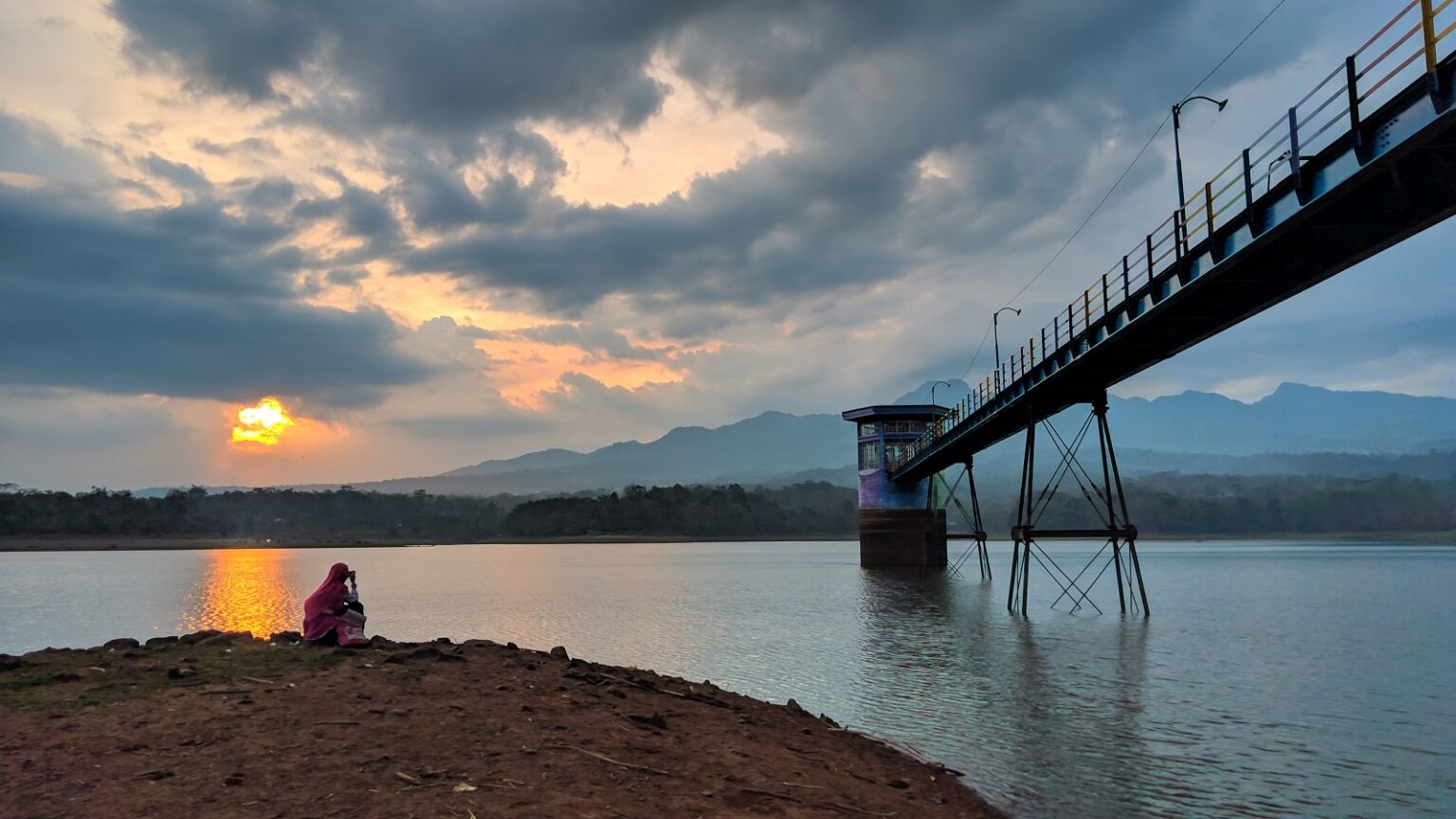 WADUK GEMBONG Tiket & Area Berkemah Seru - Oktober 2025