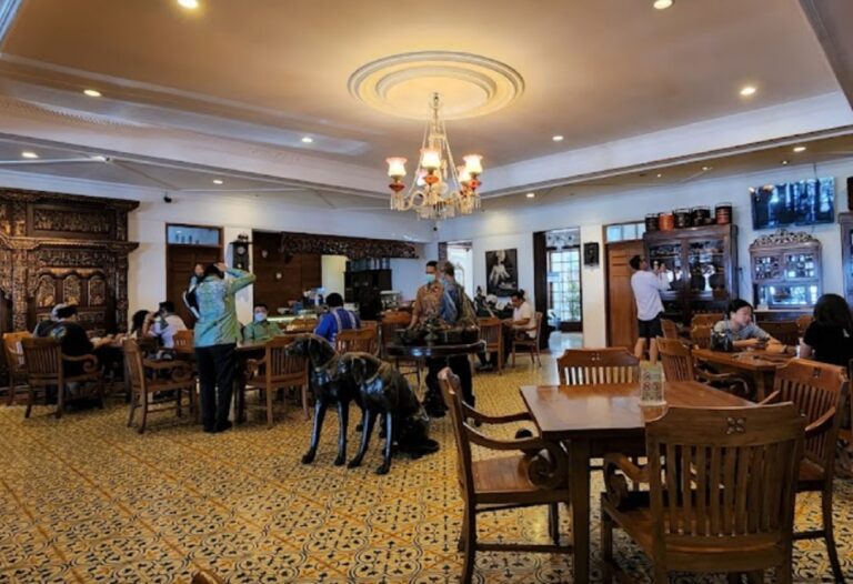 7 Restoran Legendaris Di Semarang