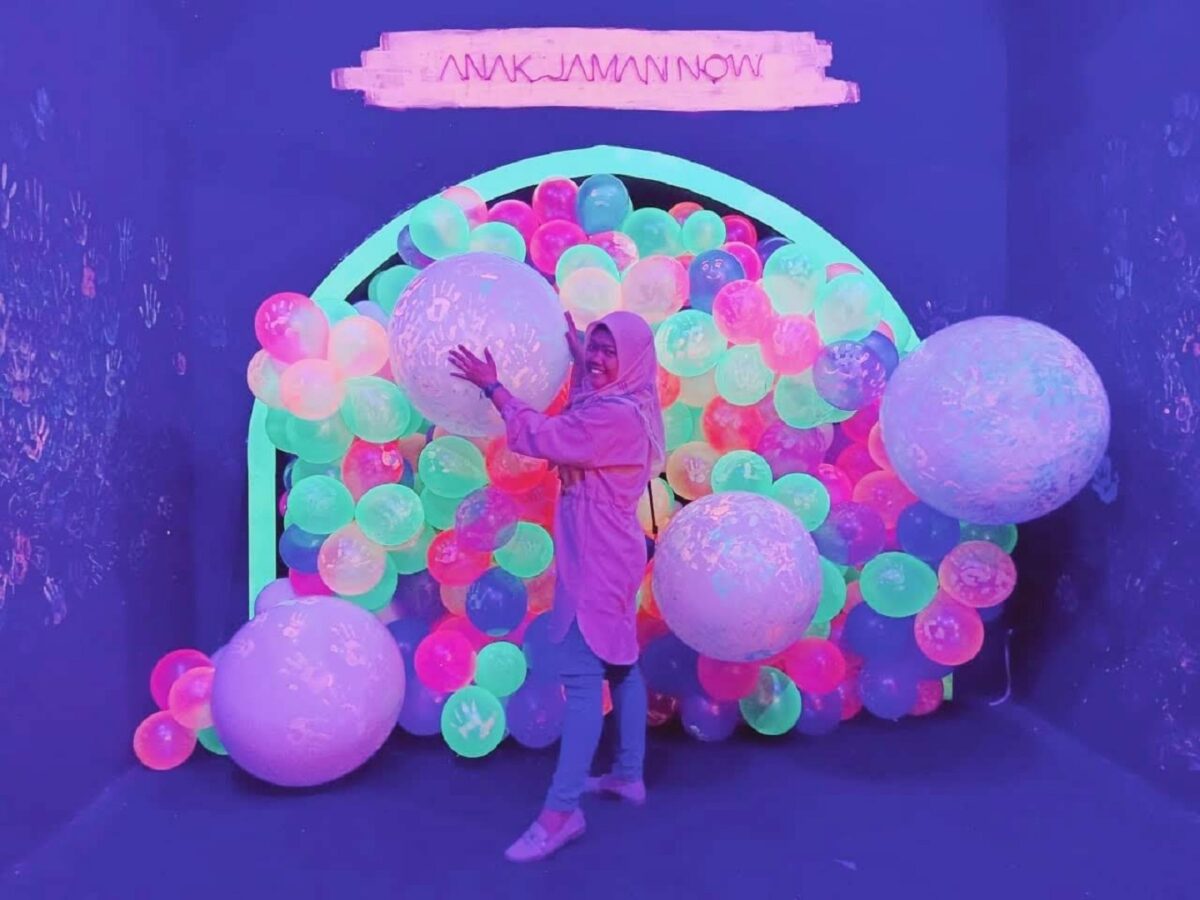 HALUU WORLD Tiket dan Koleksi Instalasi Seni Unik - Oktober 2025