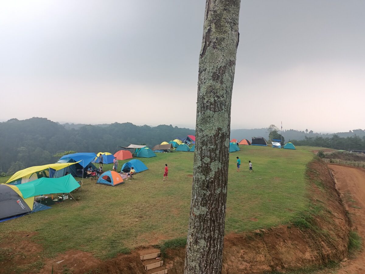PUNCAK HALIMUN CAMP Tiket Murah Panorama 2 Gunung - Oktober 2025