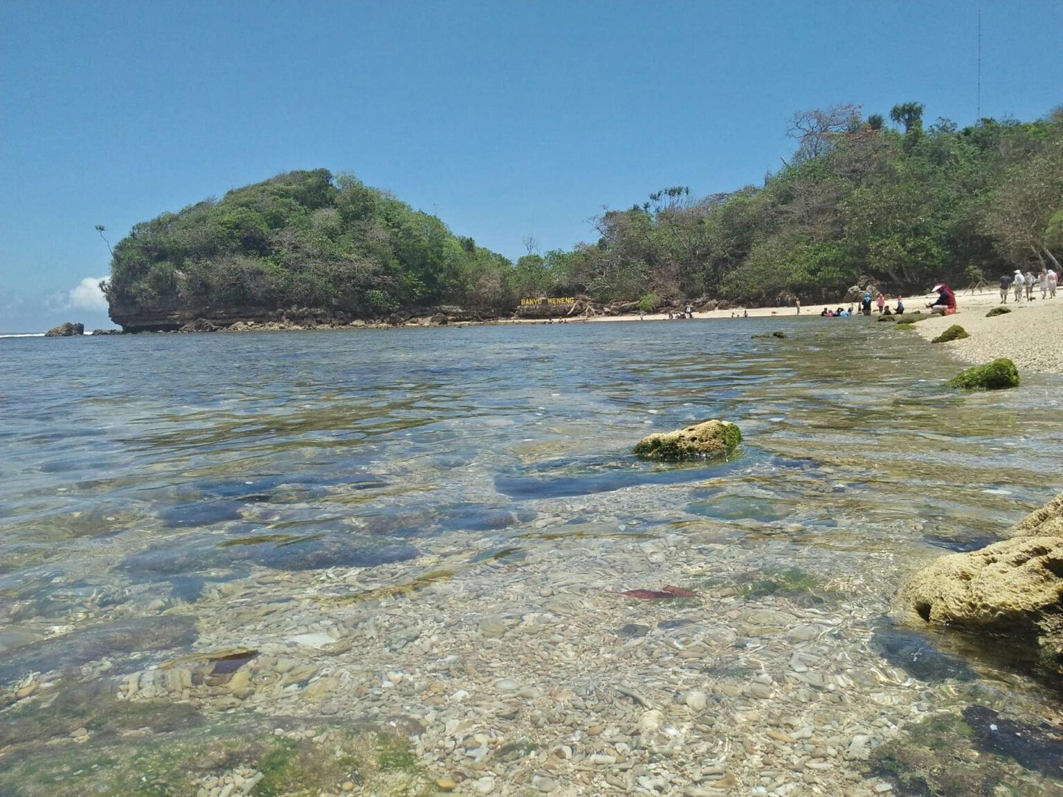 Pantai Banyu Meneng Harga Tiket & Aktivitas May 2026