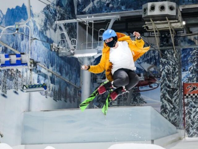 TRANS SNOW WORLD BEKASI: Tiket, Wahana & Fasilitas - Agustus 2025