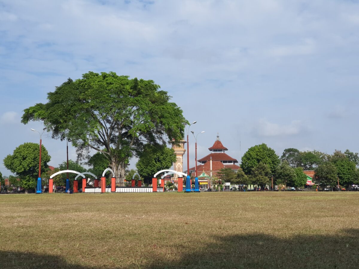 ALUN-ALUN KEBUMEN Wisata Murah Tengah Kota - Oktober 2025