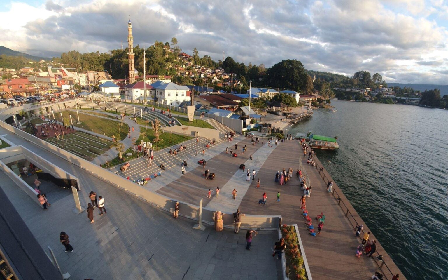 PANTAI BEBAS Parapat Harga Tiket Masuk dan Fasilitas Apr 2026