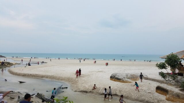 PANTAI MATRAS Harga Tiket, Aktivitas & Lokasi - Oktober 2025