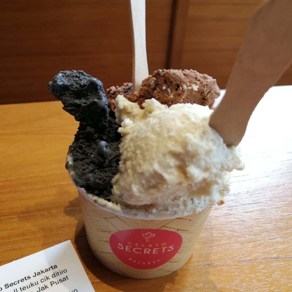 GELATO SECRETS Menu Es Krim & Harga