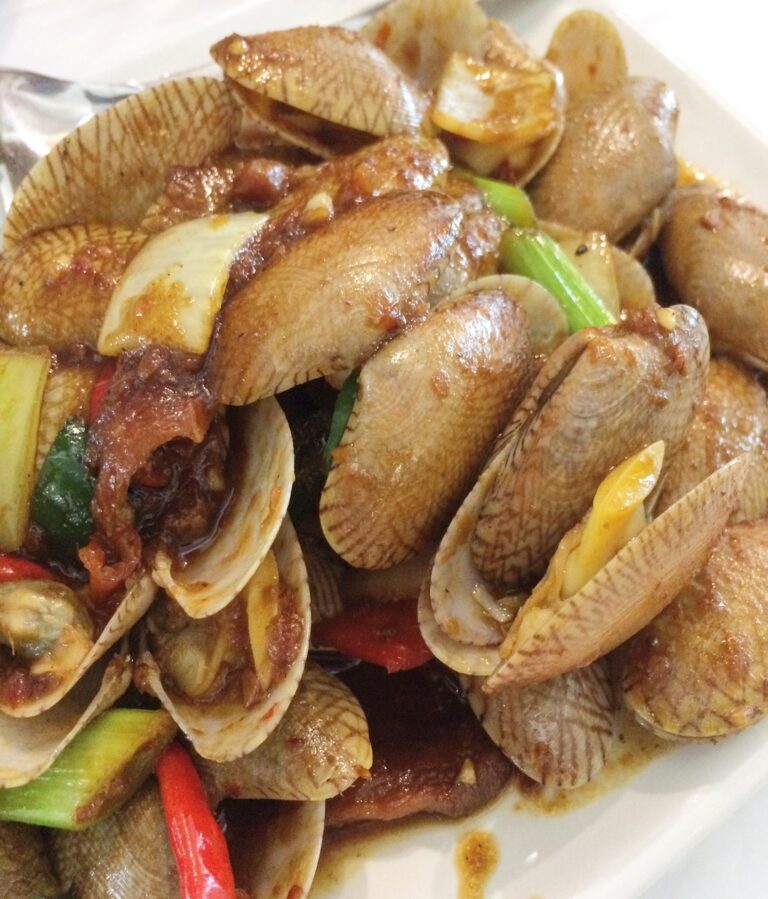 LAYAR SEAFOOD Surga Menu Makanan Laut Harga Terjangkau