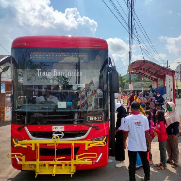 TRANSJAKARTA Rute, Jadwal dan Tarif Bus